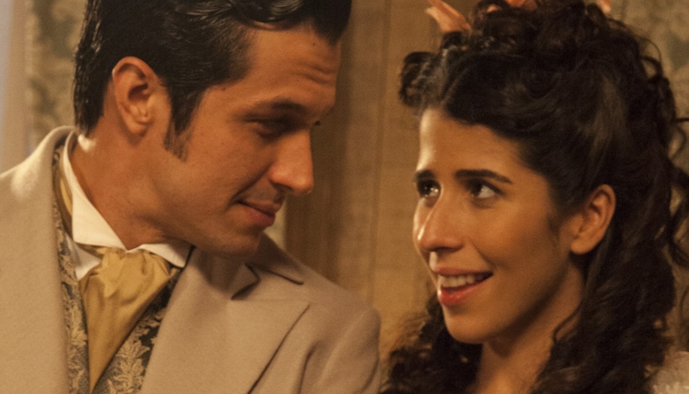 Flora Diegues recebe homenagens em reprise de "Além do Tempo" - Zappeando