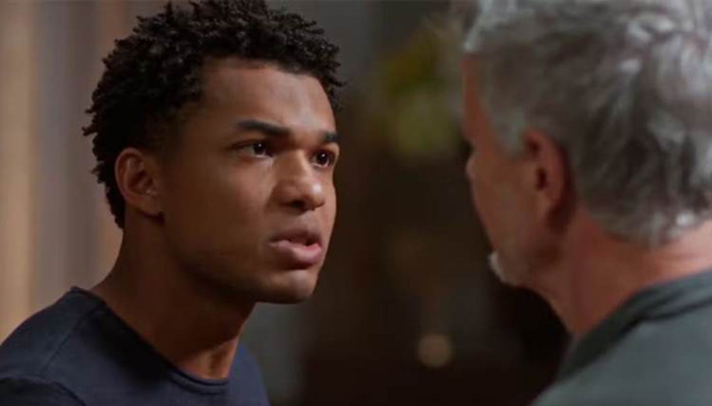 "Dona de Mim": Samuel confronta Jaques pela morte de Abel